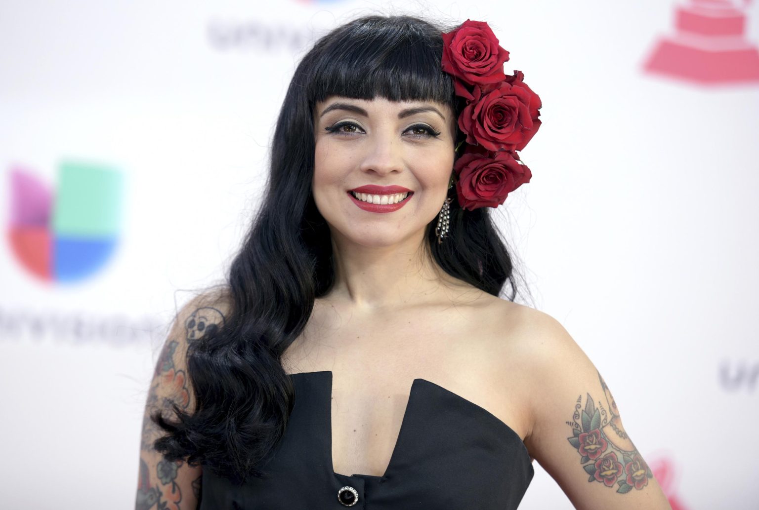 Mon Laferte: The Chilean Singer Breaking Barriers - seaflog.com